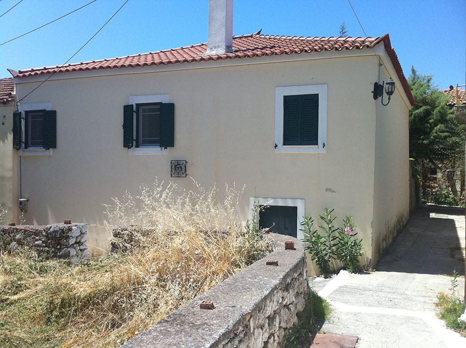 Πώληση μονοκατοικίας στο Δ. Αβίας - Hellenic Land Properties